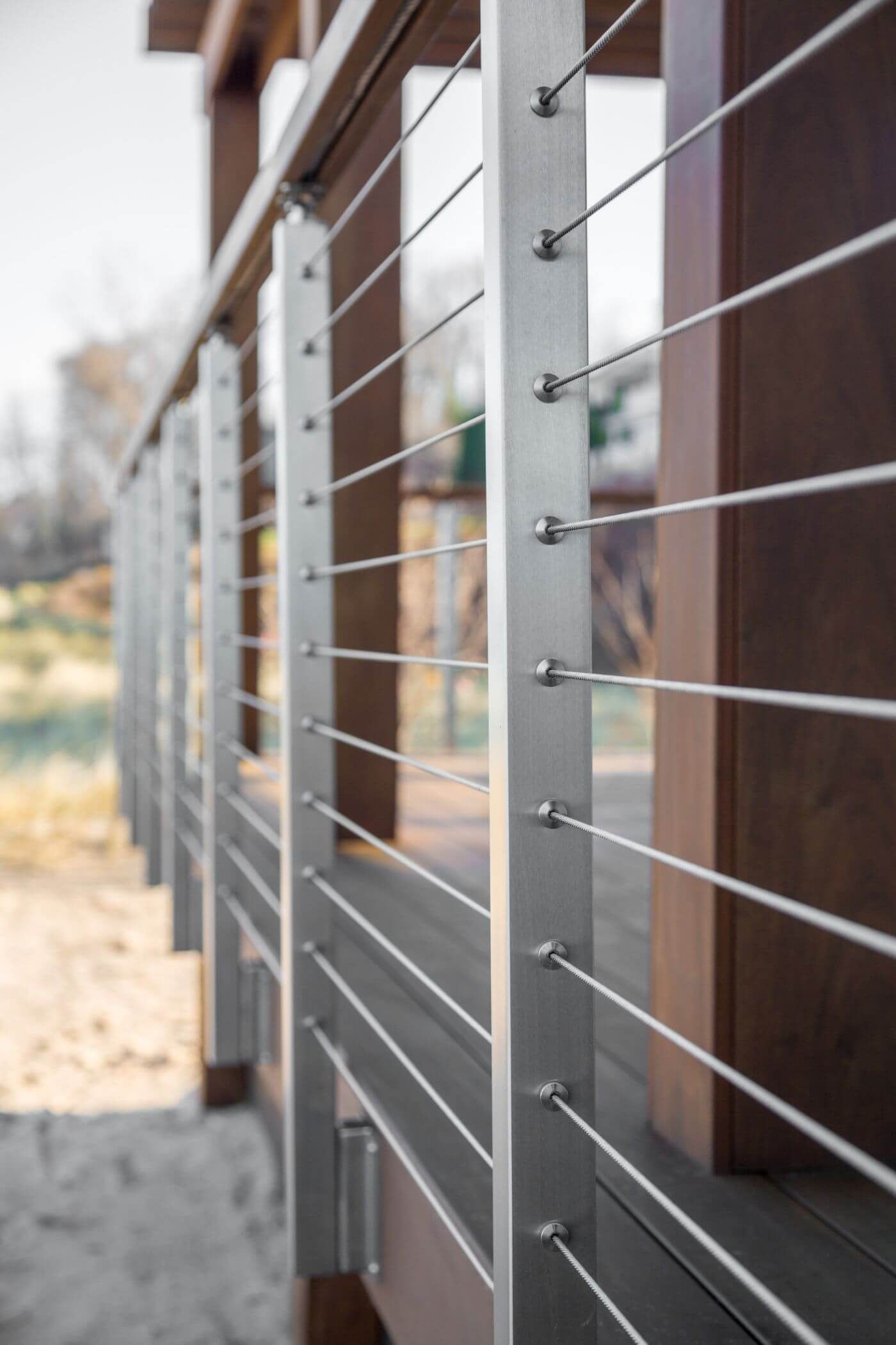 American style exterior patio aluminum post wood handrail with ...