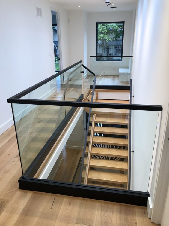 LEOLA Terrace Rail Modern Design Aluminium U Channel For Balcony Glass ...