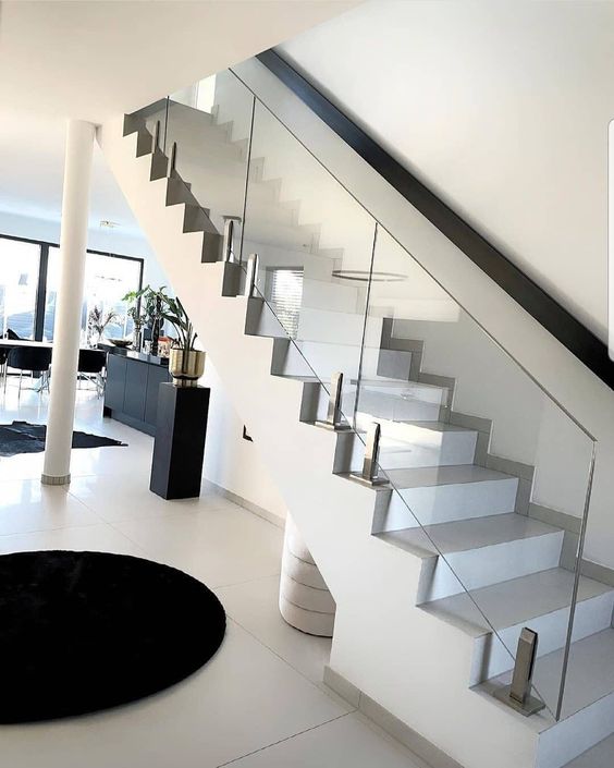 Australian Design Spigot Glass Railing On Staircase – leola